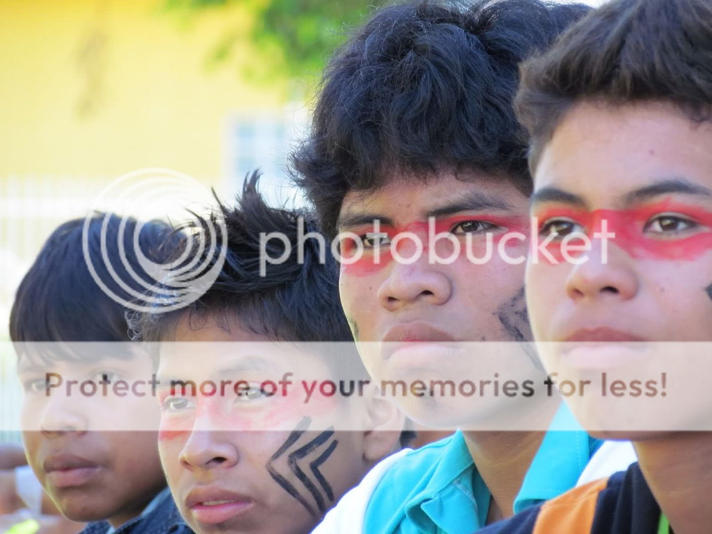 Are Amerindians from South America mixed with Australoids?